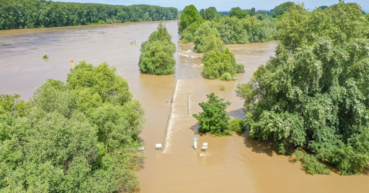 Trebur rüstet sich für Rhein-Hochwasser
