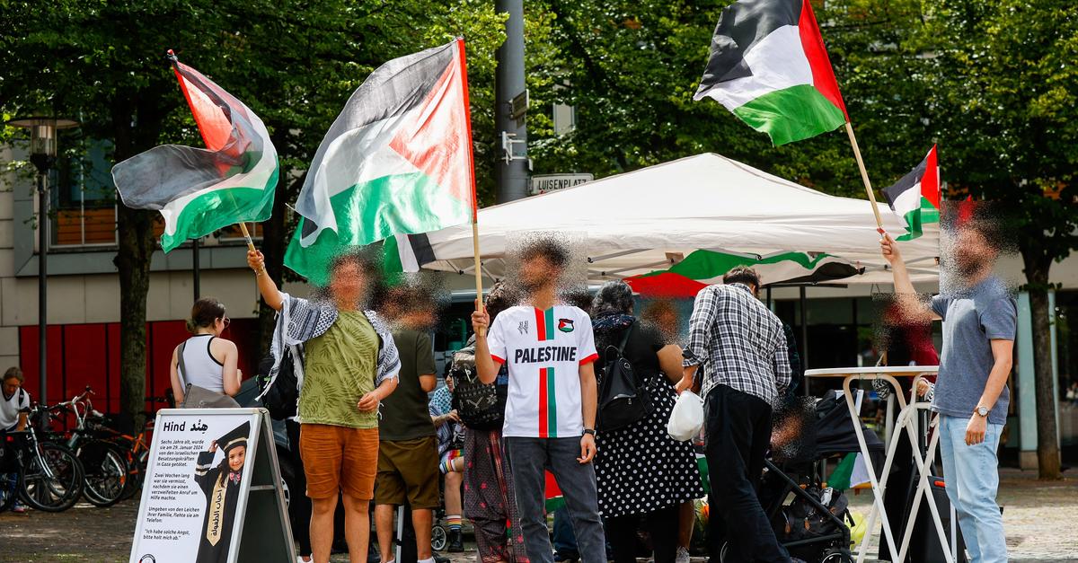 Volksverhetzung? Palästina-Aktivistin filmt sich mit Waffe an Uni Darmstadt