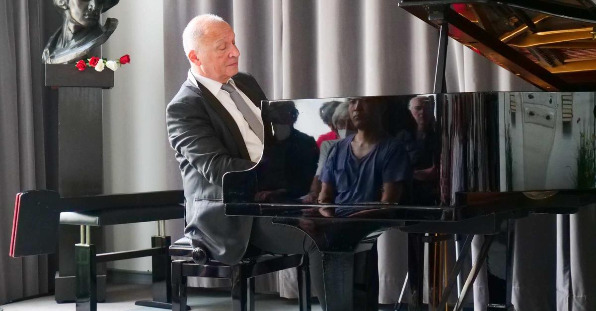 Pianist Boris Bloch leitet Meisterkurs der Chopin-Gesellschaft in Darmstadt