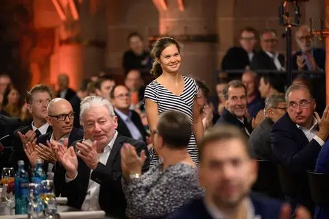 Deutsche Triathlon Union feiert Jubiläum mit Rekord und Ehrung für Lisa ...