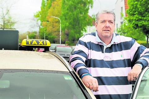 Darmstadts Taxifahrer fürchten wegen „HeinerLiner“ um Kunden