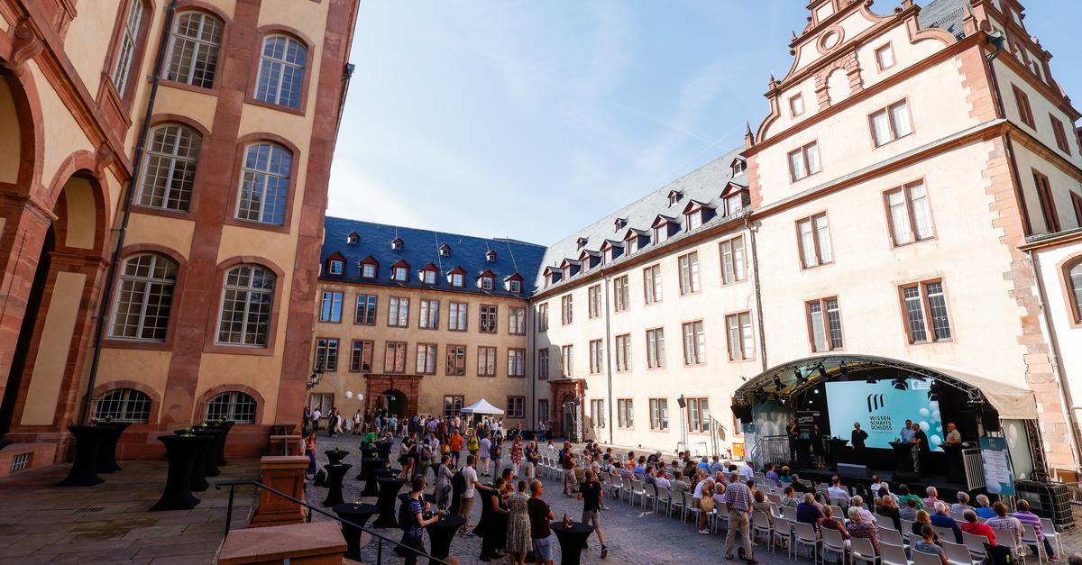 Nach zehn Jahren hat Darmstadt sein Schloss wieder