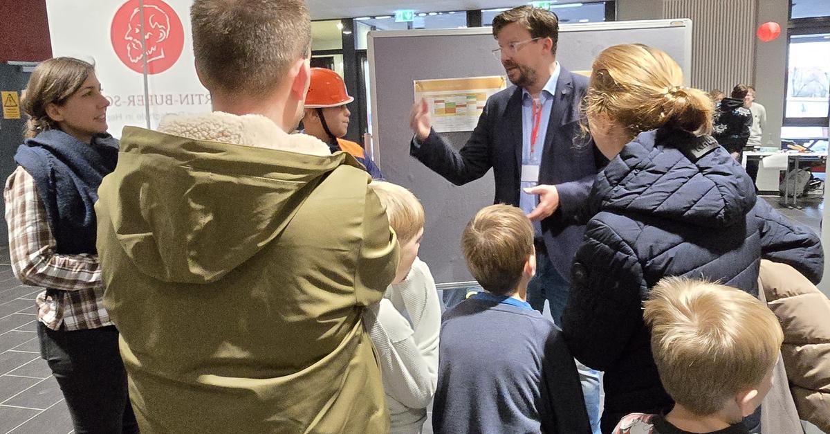 Großer Andrang an der Martin-Buber-Schule zur IGS-Umwandlung