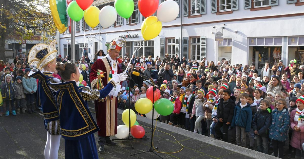 Fastnacht Dieburg: 400 Kinder eröffnen mit Freude die fünfte Jahreszeit