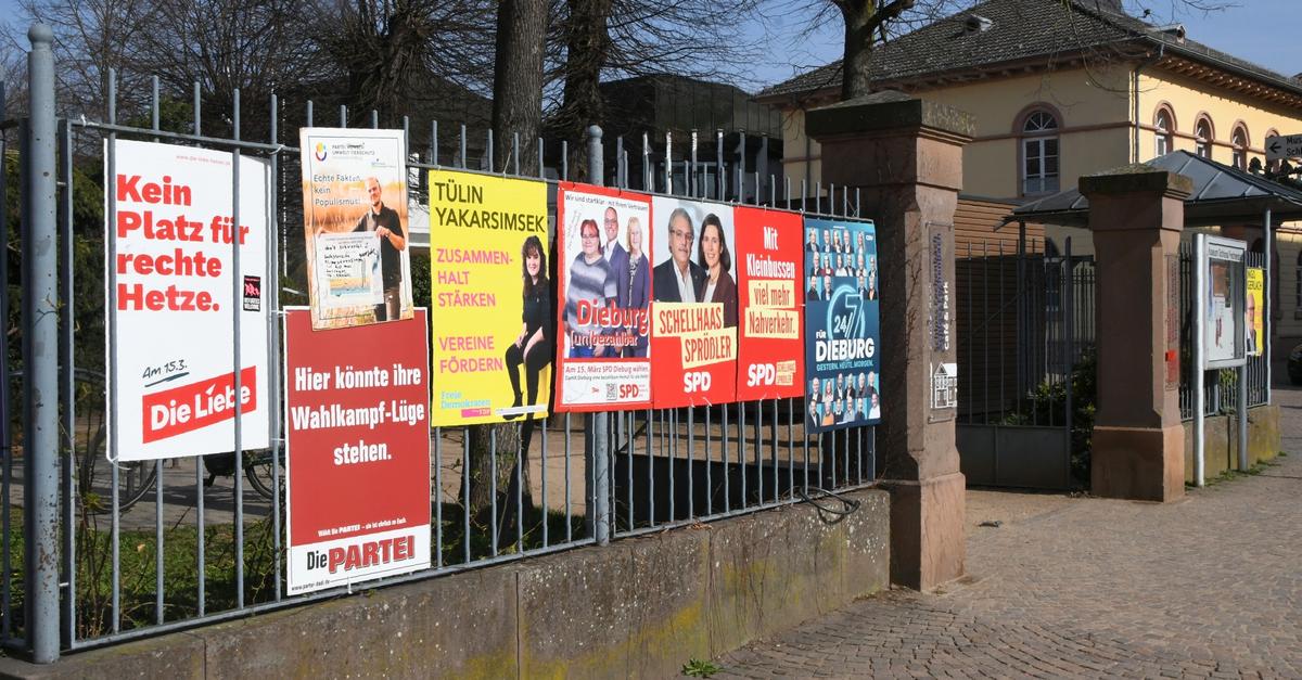 Wahlplakate-Klau in Dieburg: CDU und FDP erstatten Anzeige