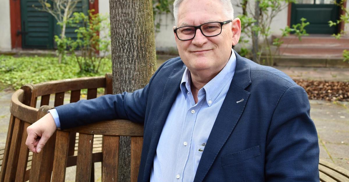 Pfarrer Thomas Waldeck wird in Griesheim verabschiedet