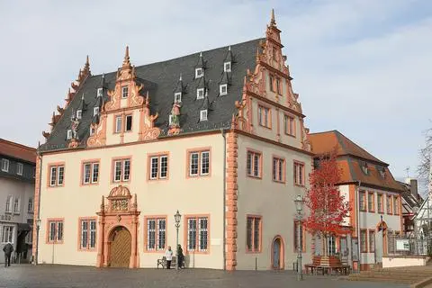 „Bunt statt Braun“ klagt gegen Absage der Groß-Umstädter Anti-Rechts ...