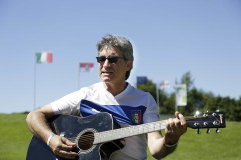 Alberto Coluccis Lilien-Lied wird zum Sommer-Song