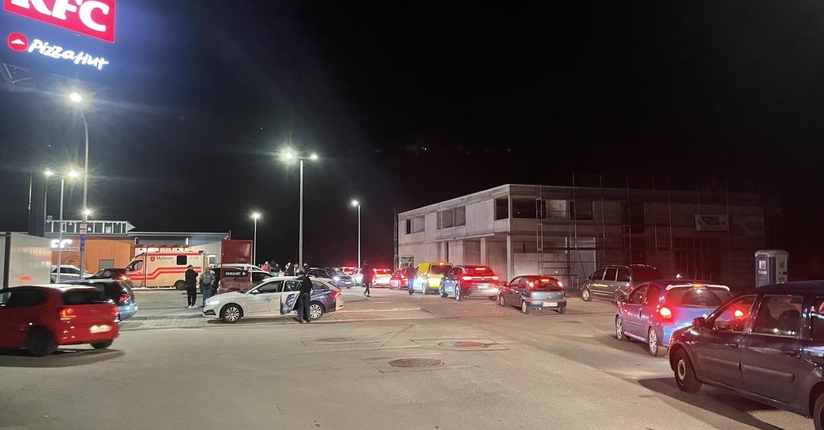 Großer Andrang bei KFC-Neueröffnung in Roßdorf