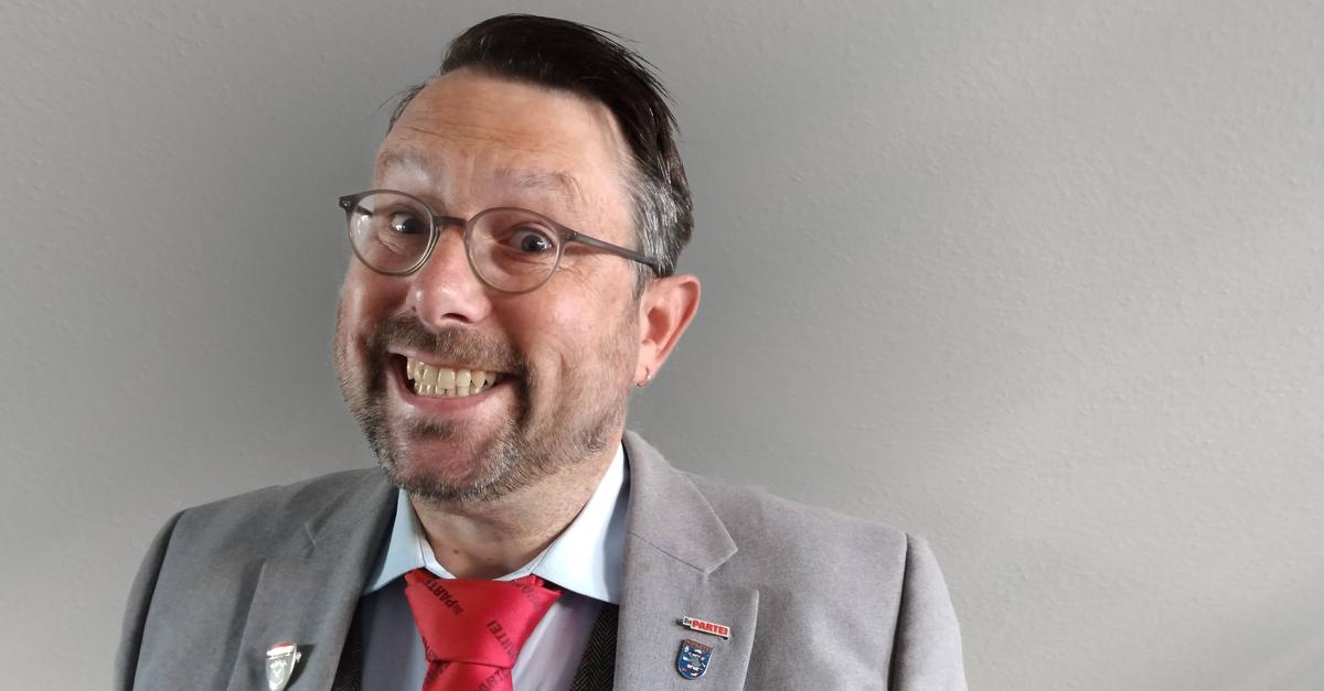 Roland Hardt: Bissige Satire, die aufrütteln soll
