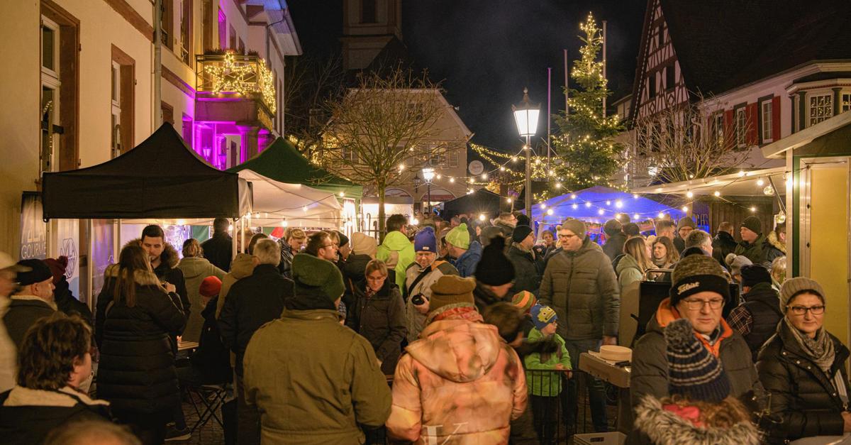 Lebendiger Adventskalender in Gernsheim