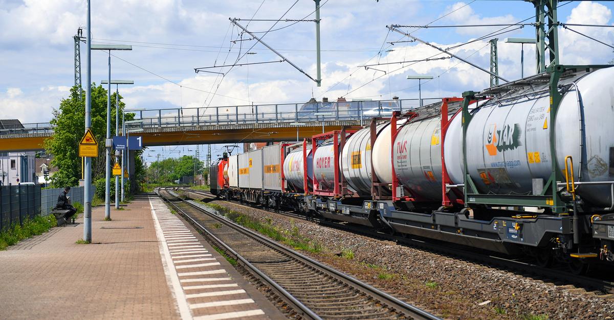 17-Jähriger in Groß-Gerau von Zug erfasst