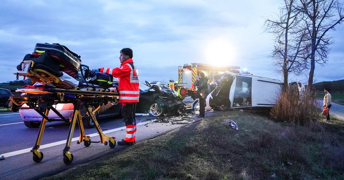 Unfall Auf B42 Heute
