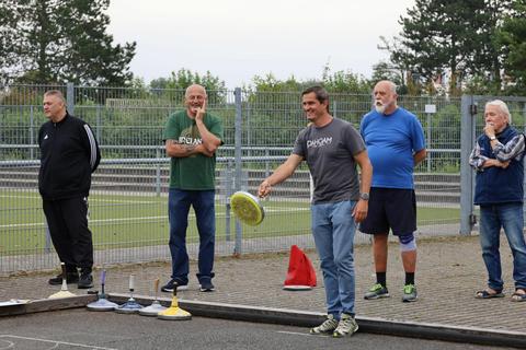 Wiedersehen beim Stockschießen des Nauheimer Ski-Clubs