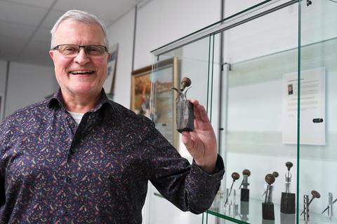 „Herzstücke“ eines Werkzeugmachers im Nauheimer Rathaus