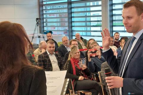 Amtseinführung: David Rendel ist Bürgermeister in Raunheim