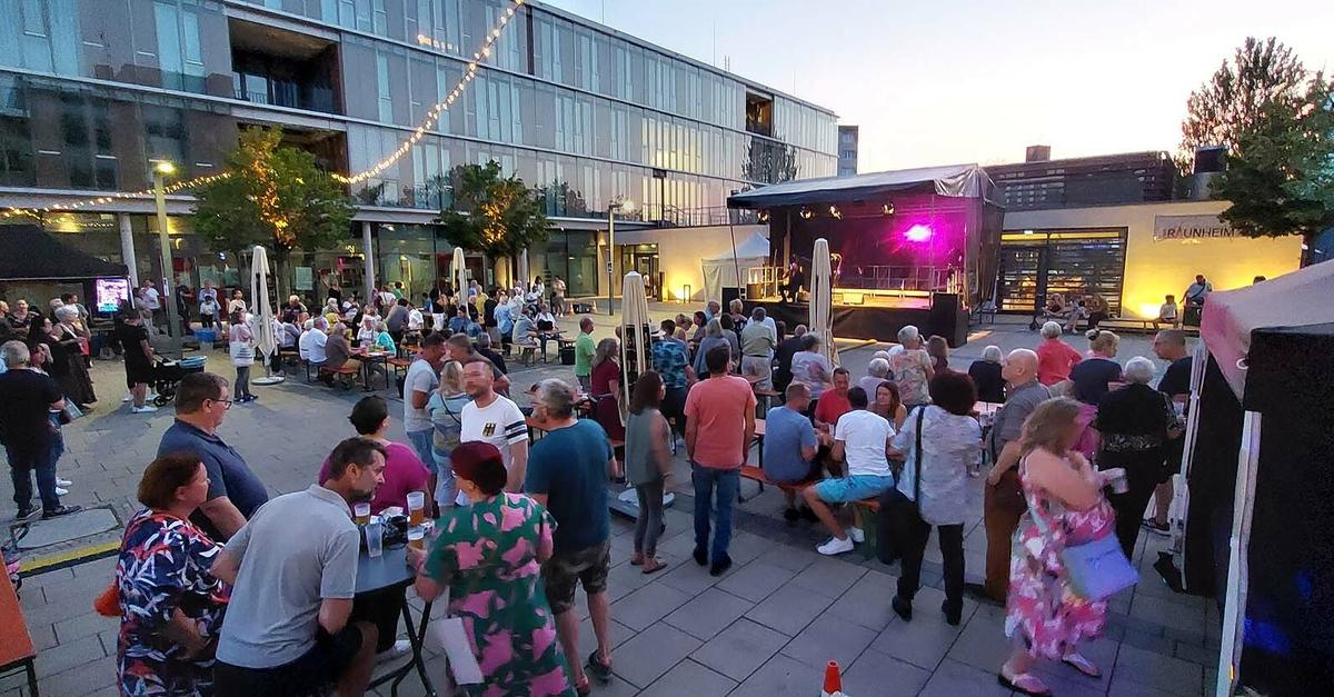 Klassik Open-Air auf dem Rathausplatz in Raunheim