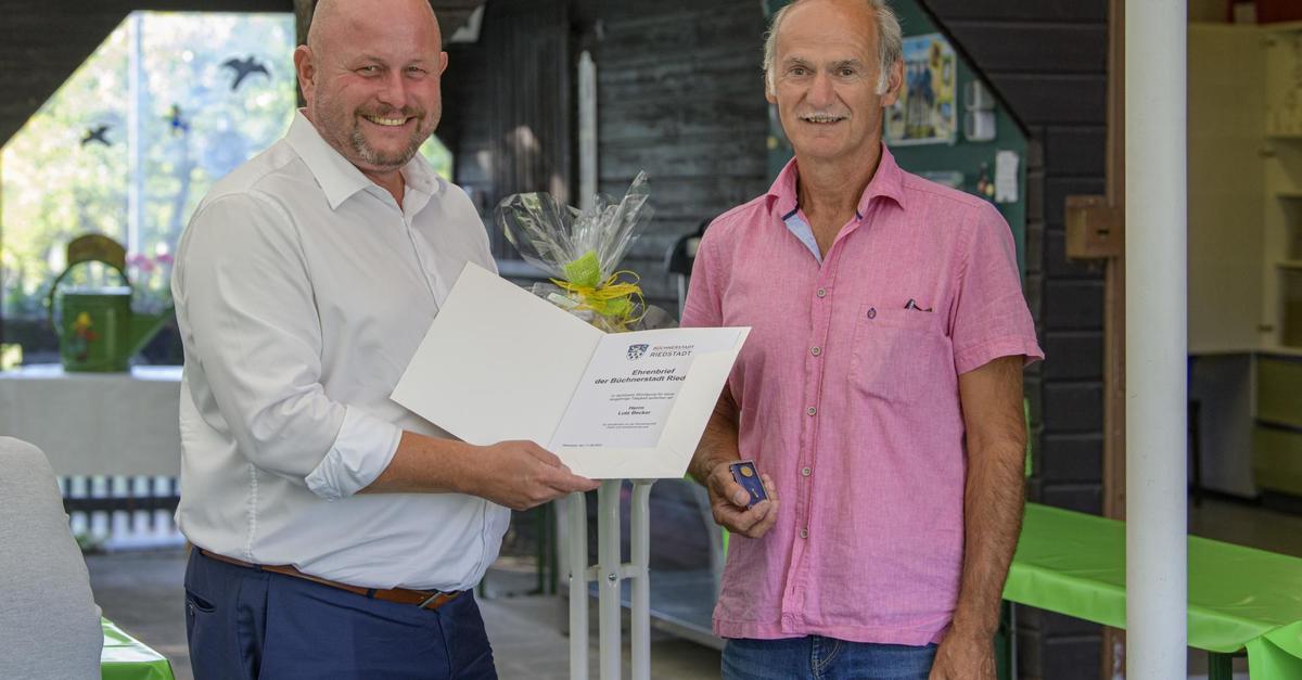 Leeheim: Ehrenbrief für Lutz Becker | Echo Online