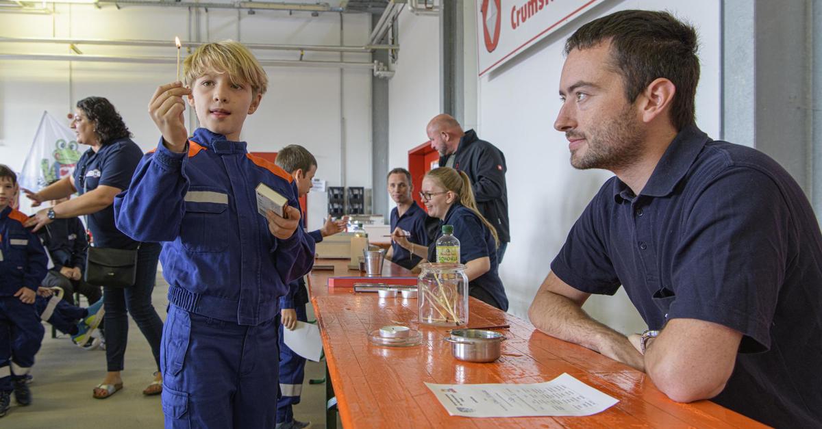 Nachwuchs macht Kinderfeuerwehrabzeichen in Crumstadt