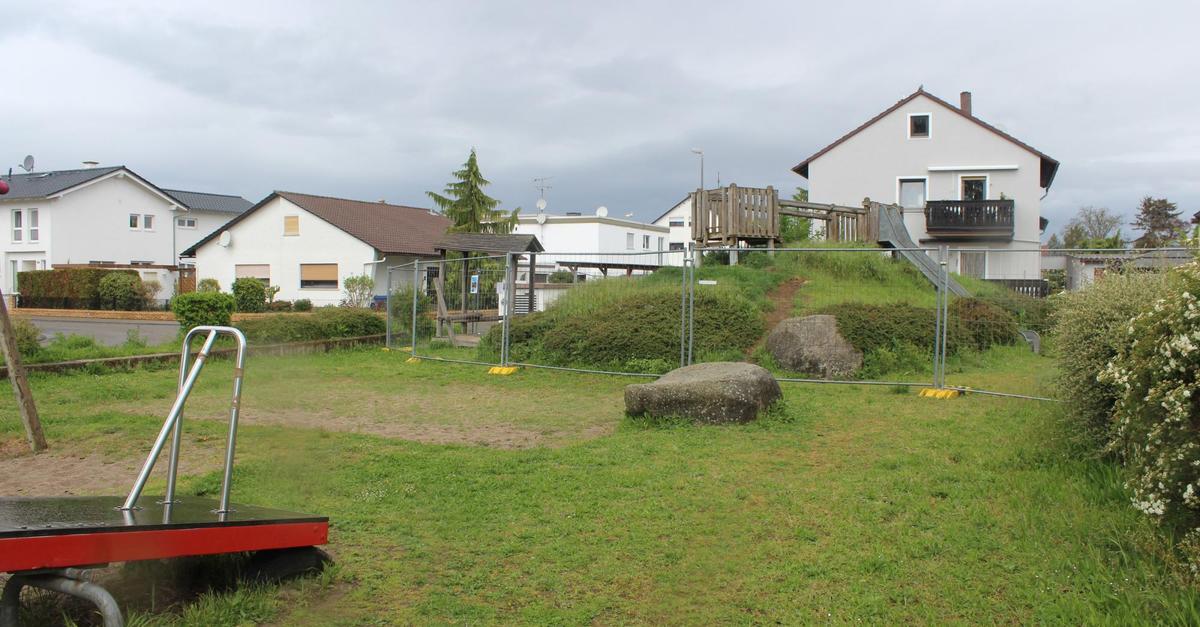 Trebur-Geinsheim: Spielhügel in Schulstraße muss weichen