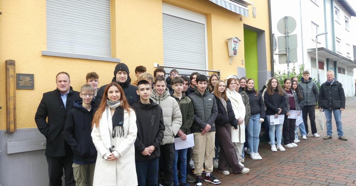 Gedenkrundgang der Oberzent-Schüler in Beerfelden
