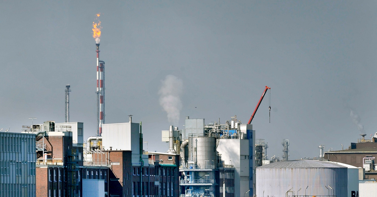 Weithin sichtbare Feuer-Fackel: Technischer Defekt bei BASF