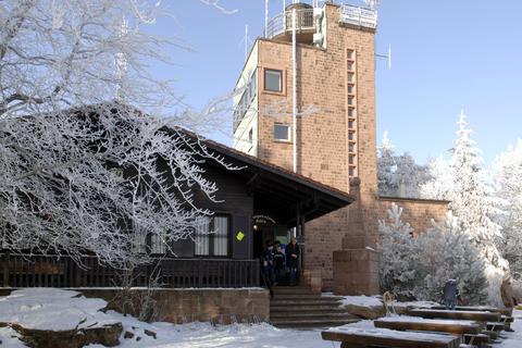 Den beliebten Hüttenzauber im Pfälzer Wald bewahren
