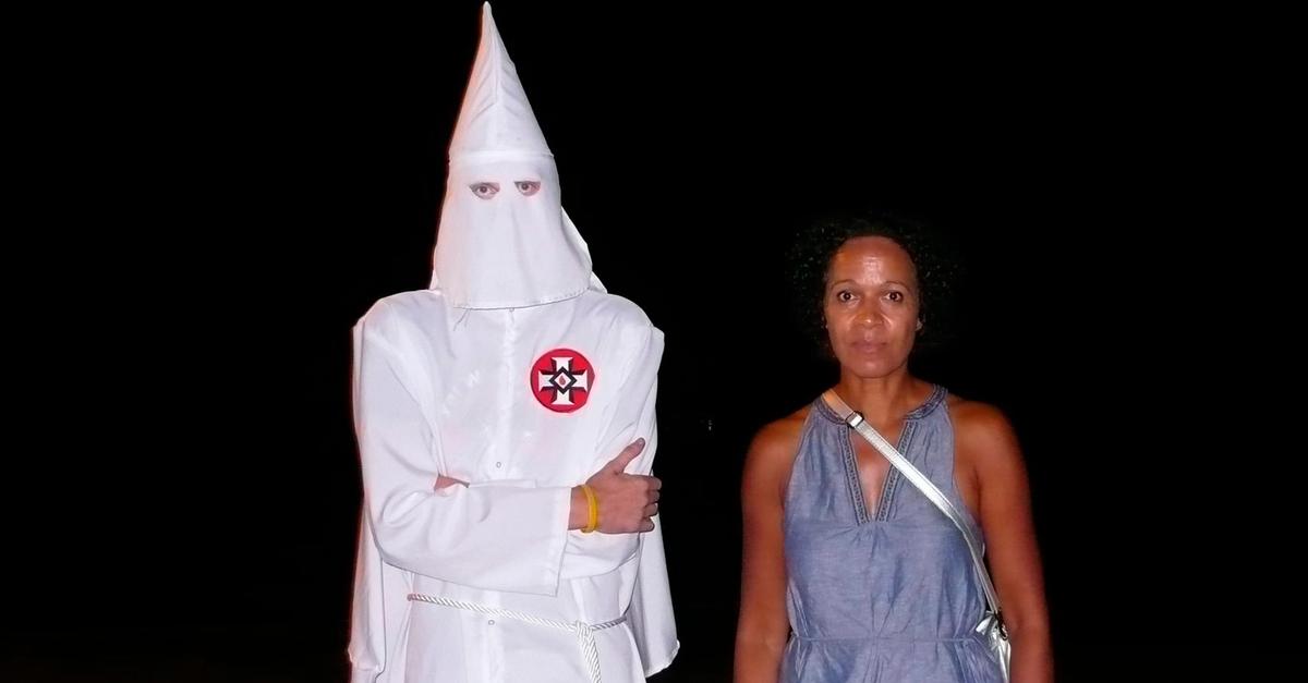 "Arier" mit Fragen entwaffnet