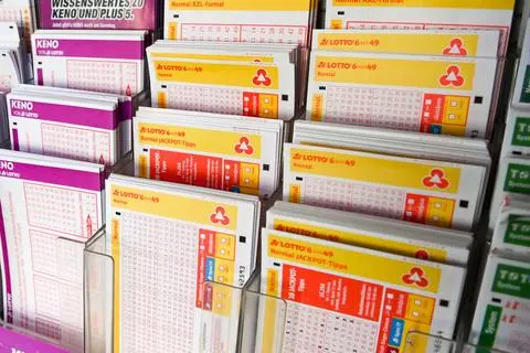 Lotto Hessen: Familienvater bemerkt Millionen-Gewinn erst nach 6 Monaten