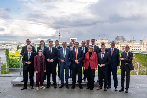 Koalition sucht bei Reformen Konsens mit Sozialpartnern