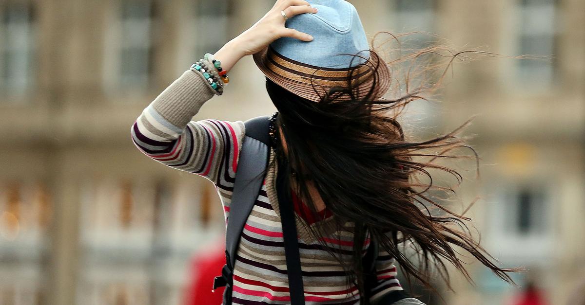 Charmantes Chaos: Der Trend der „Frazzled English Woman“