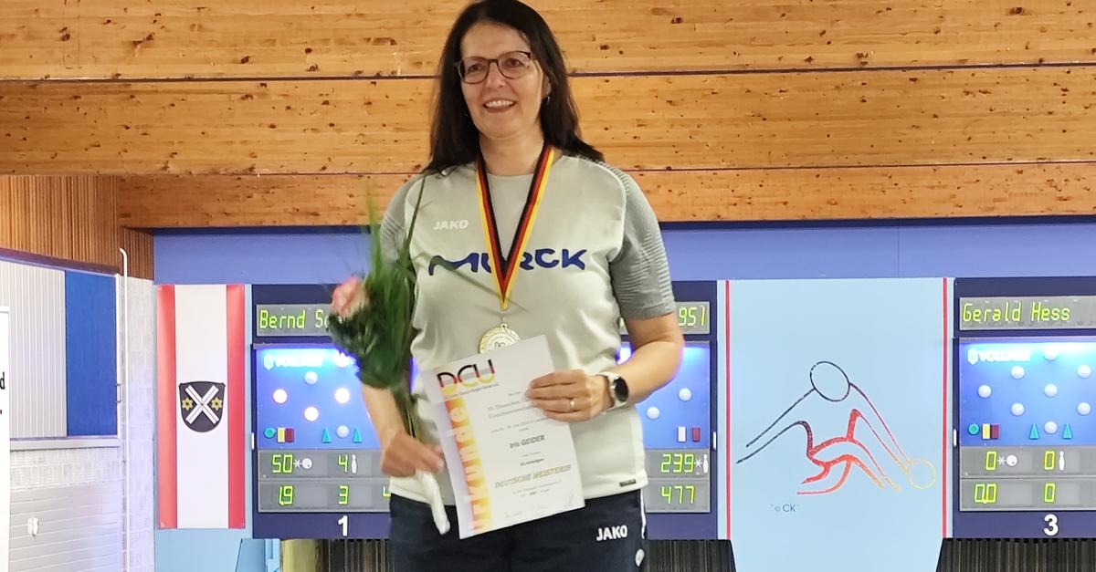 Iris Geider räumt deutschen Meistertitel im Kegeln ab