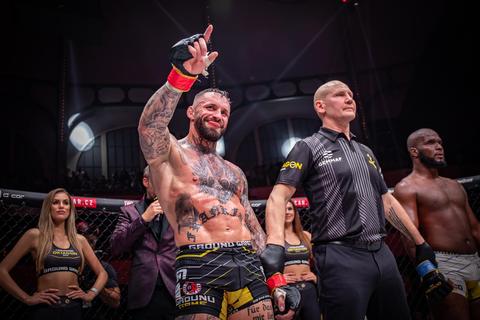 MMA in Frankfurt: Christian Eckerlin gewinnt „historischen“ Kampf